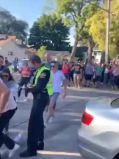 🔥 Пока пацану выписывают штраф за распитие спиртных напитко